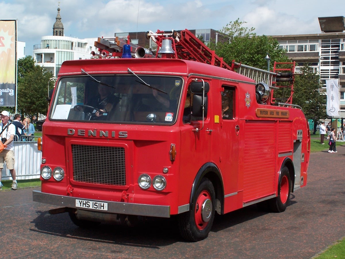 YHS151H 1970 Dennis F108 Water Tender Escape - Scottish Fire Brigades ...